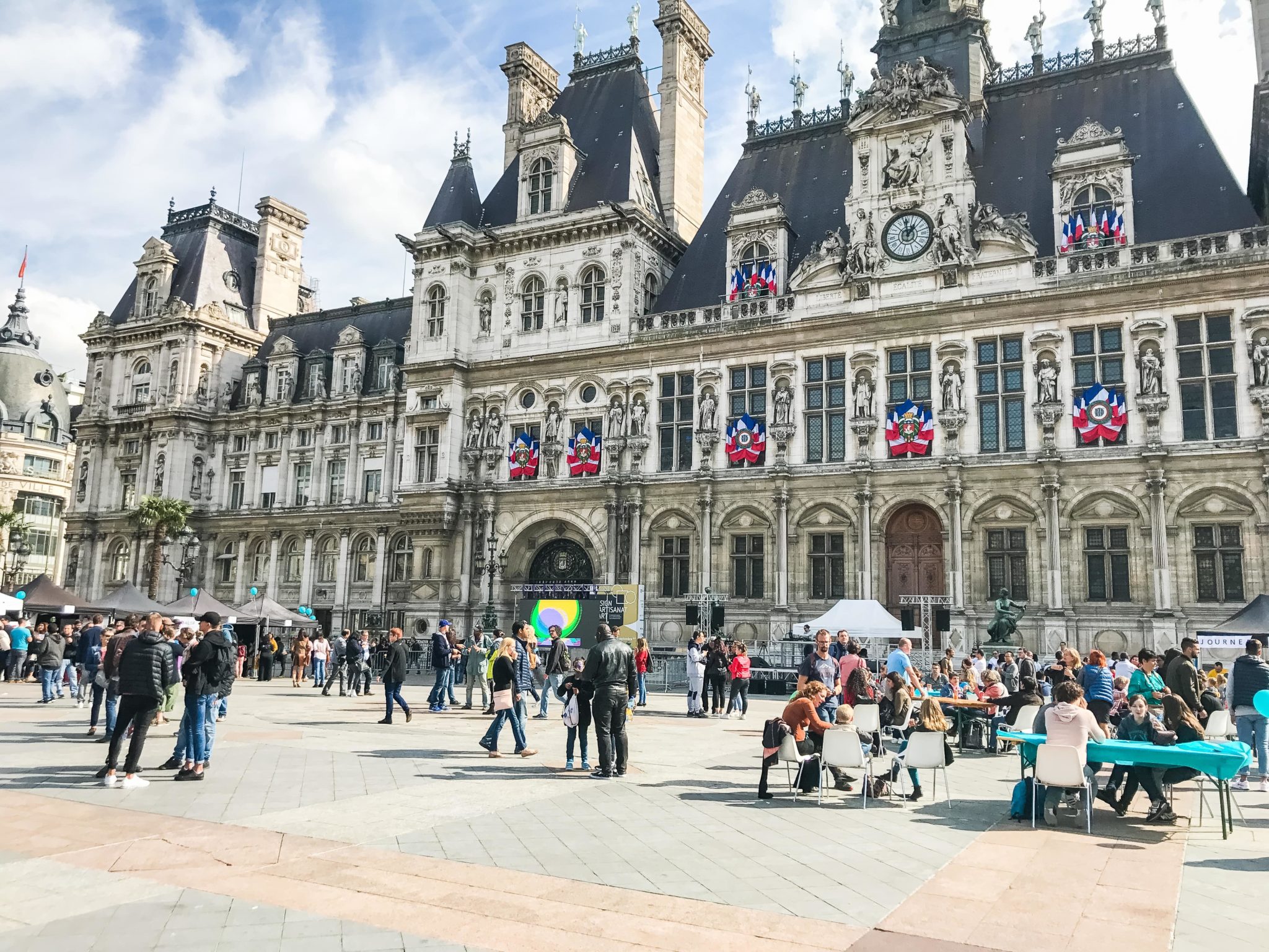 Location ecran geant LED, murs d’images LED | France Ecran Location